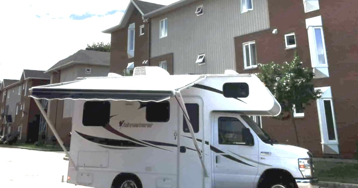 2015 Adventurer Adventurer Motorhome Class C Rental in Québec, QC ...