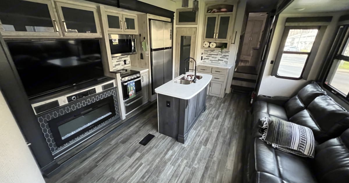 2021 Keystone RV Avalanche Caravane semi-remorque Rental in Sparrows pt ...