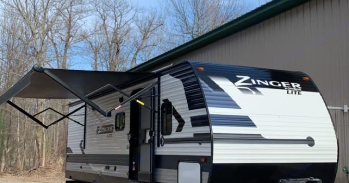2021 Crossroads RV Zinger Lite Travel trailer Rental in Otsego, MN ...