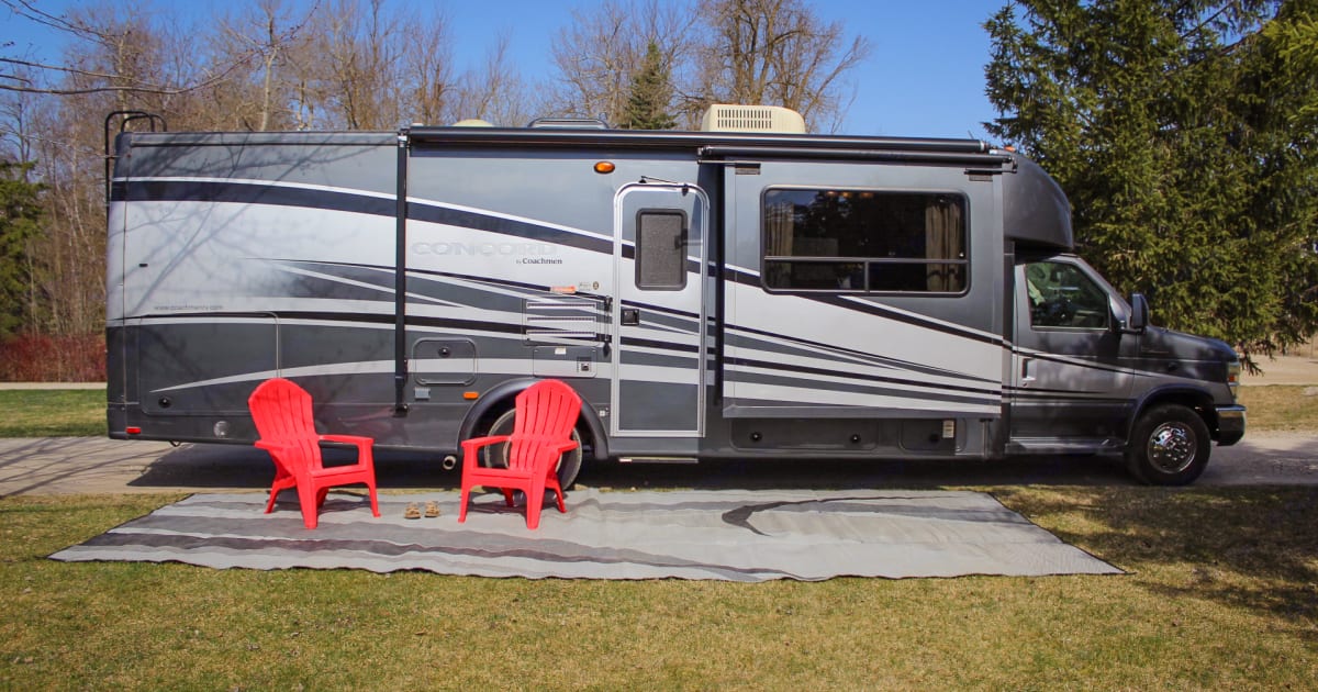 2009 Coachmen Concord Class C Rental in Arthur, ON | Outdoorsy