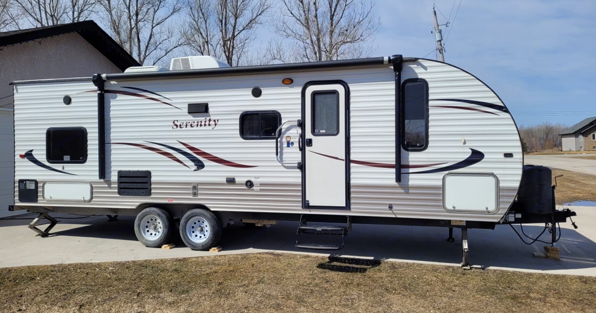 2014 Gulf Stream Ameri-Lite Travel trailer Rental in Steinbach, MB | Outdoorsy