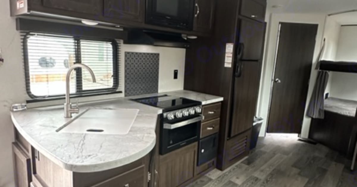 2021 Keystone RV Springdale Travel trailer Rental in Reno, NV | Outdoorsy