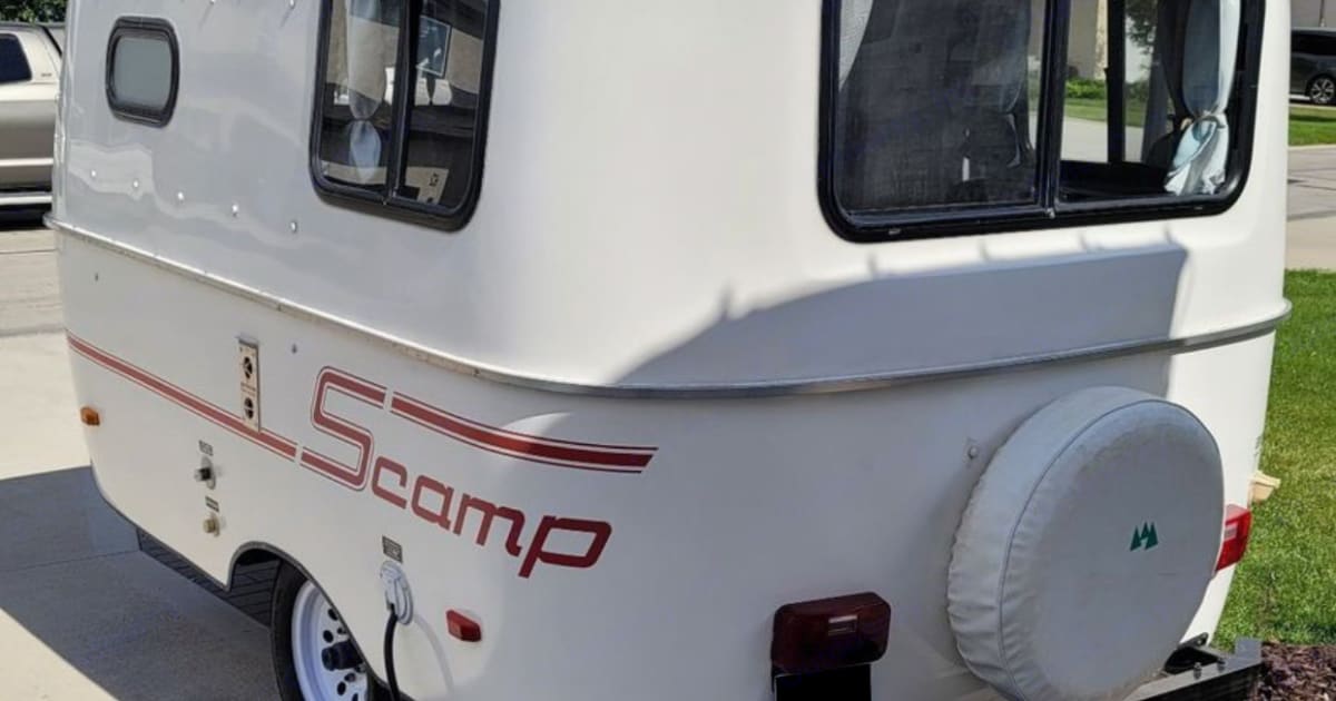 2010 Scamp Scamp Trailer Travel trailer Rental in Winnipeg, MB | Outdoorsy