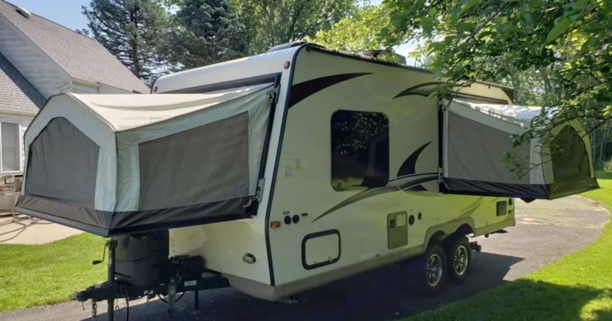 2018 Forest River Rockwood Roo Travel trailer Rental in Calgary, AB ...