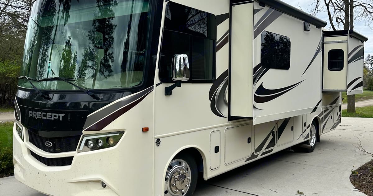 2019 Jayco Precept Class A Rental in Bloomfield Hills, MI | Outdoorsy