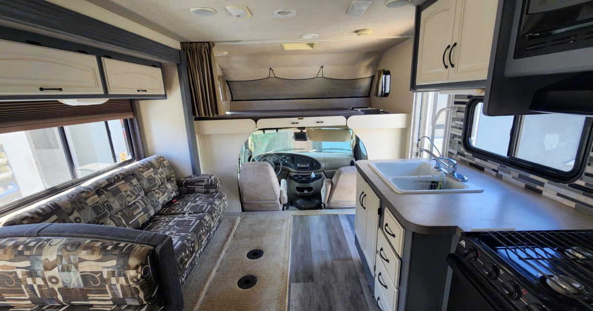 2008 Tioga Tioga Motorhome Class C Rental in San Jose, CA | Outdoorsy
