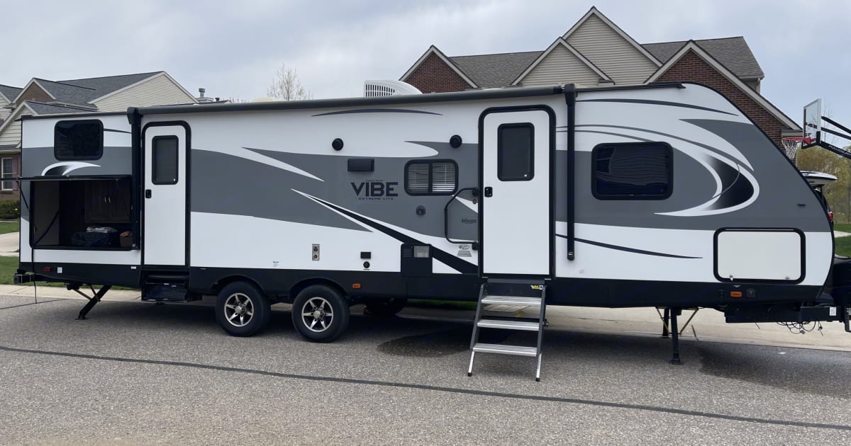 2018 Forest River Vibe Extreme Lite Travel trailer Rental in Rochester ...