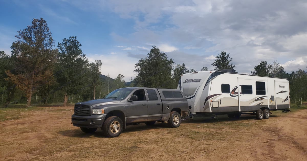 2014 Keystone Sprinter Truck Camper Rental in Golden, CO | Outdoorsy
