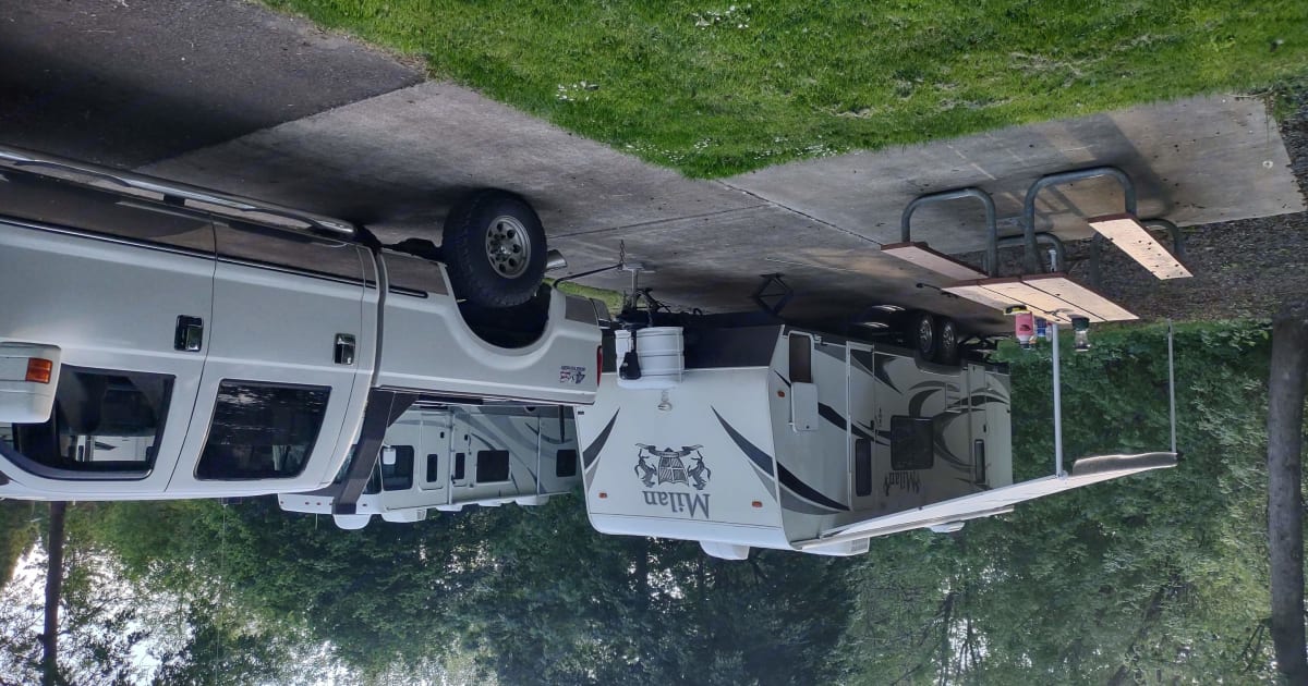 2012 Eclipse Milan Travel trailer Rental in Winston, OR | Outdoorsy