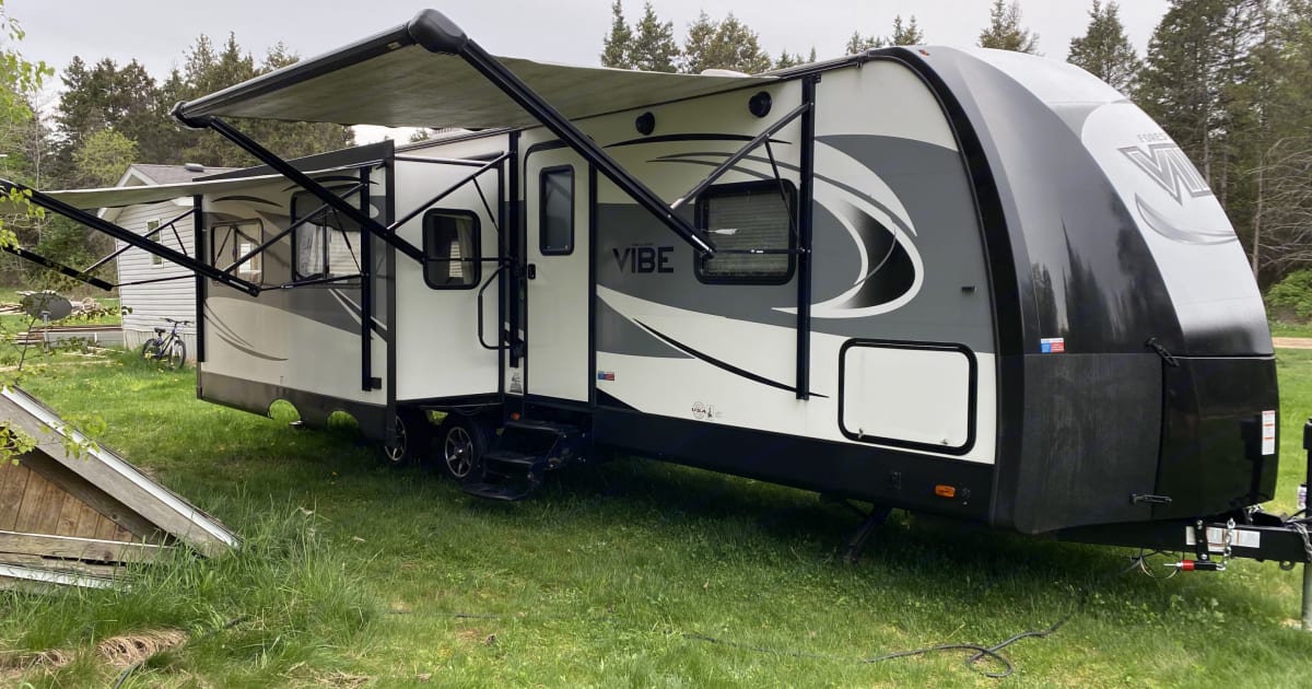 2017 Forest River Vibe Travel trailer Rental in Manton, MI | Outdoorsy