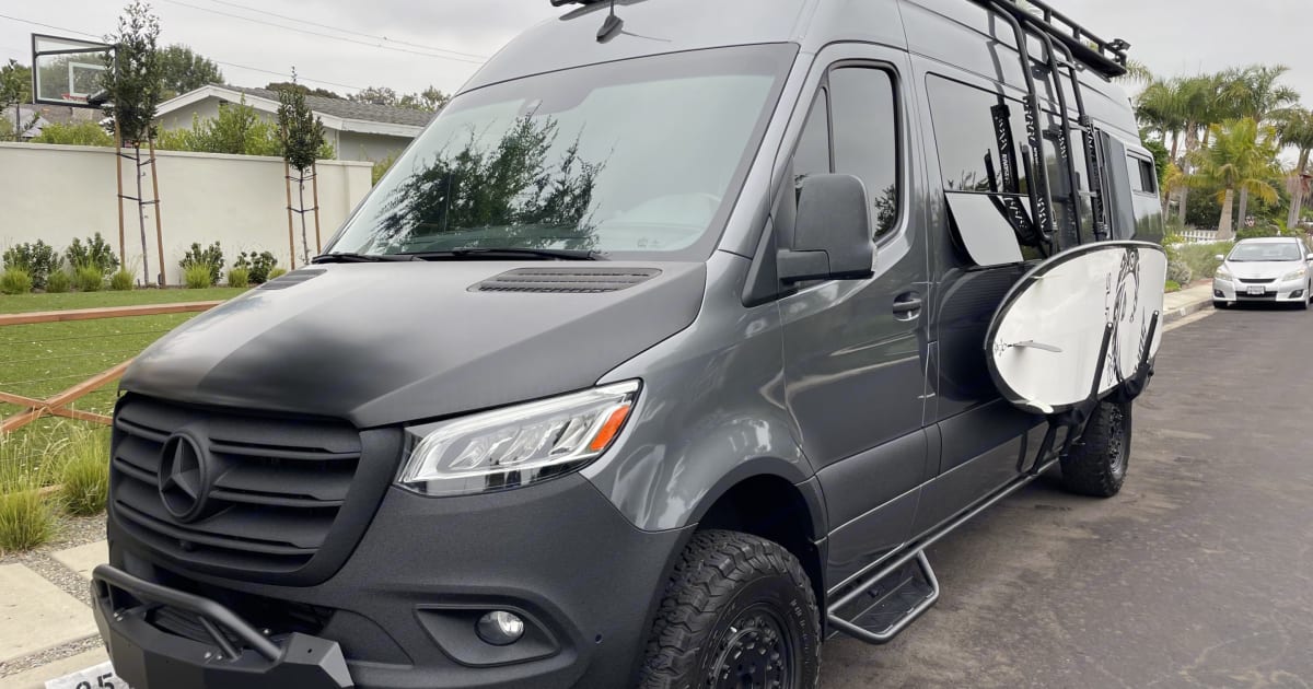 2020 Mercedes-Benz Sprinter Camper van Rental in Newport Beach, CA ...