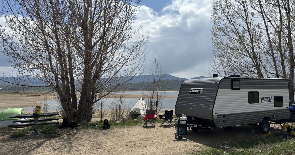 2023 Dutchmen Coleman Lantern LT Travel trailer Rental in Colorado ...