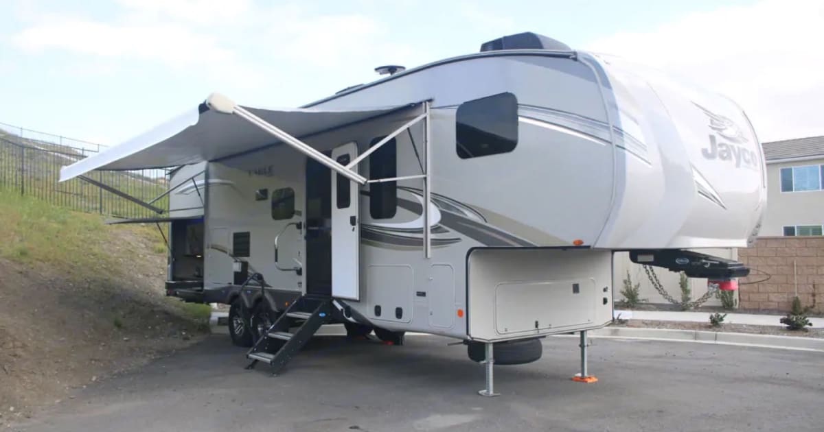 2020 Jayco Eagle HT Fifth-wheel Rental in Winchester, CA | Outdoorsy