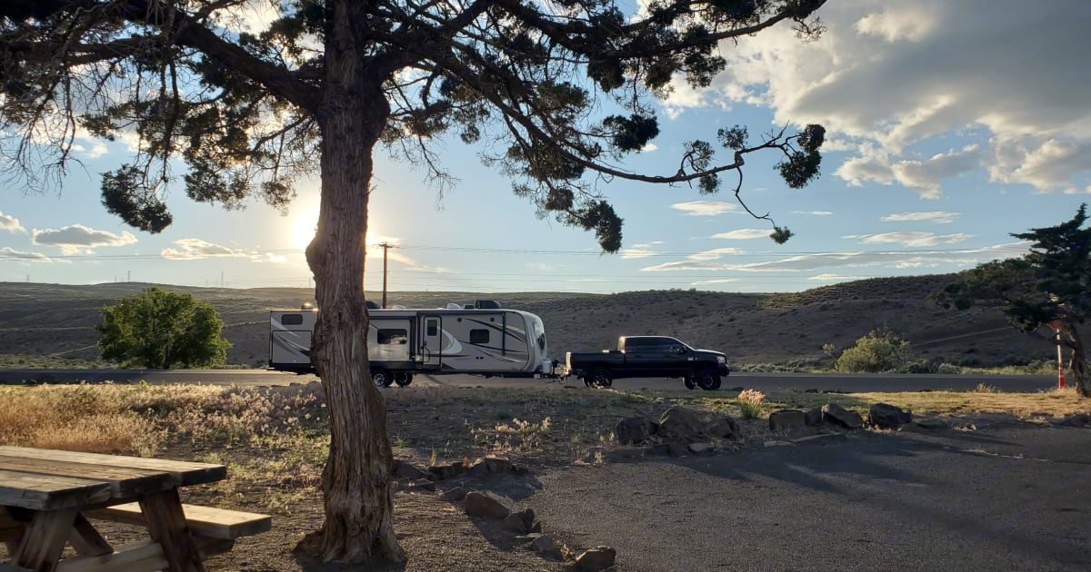 2022 Highland Ridge RV Mesa Ridge Travel trailer Rental in Milwaukie ...