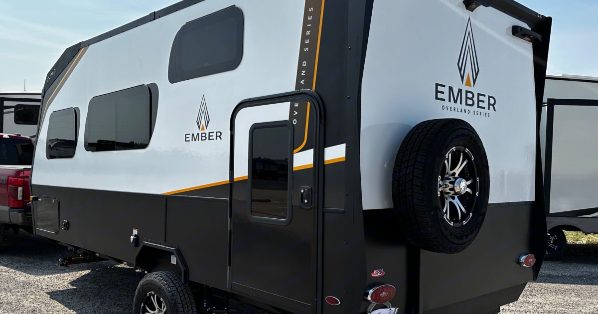 2022 Ember Overland Travel trailer Rental in Paradise, TX | Outdoorsy