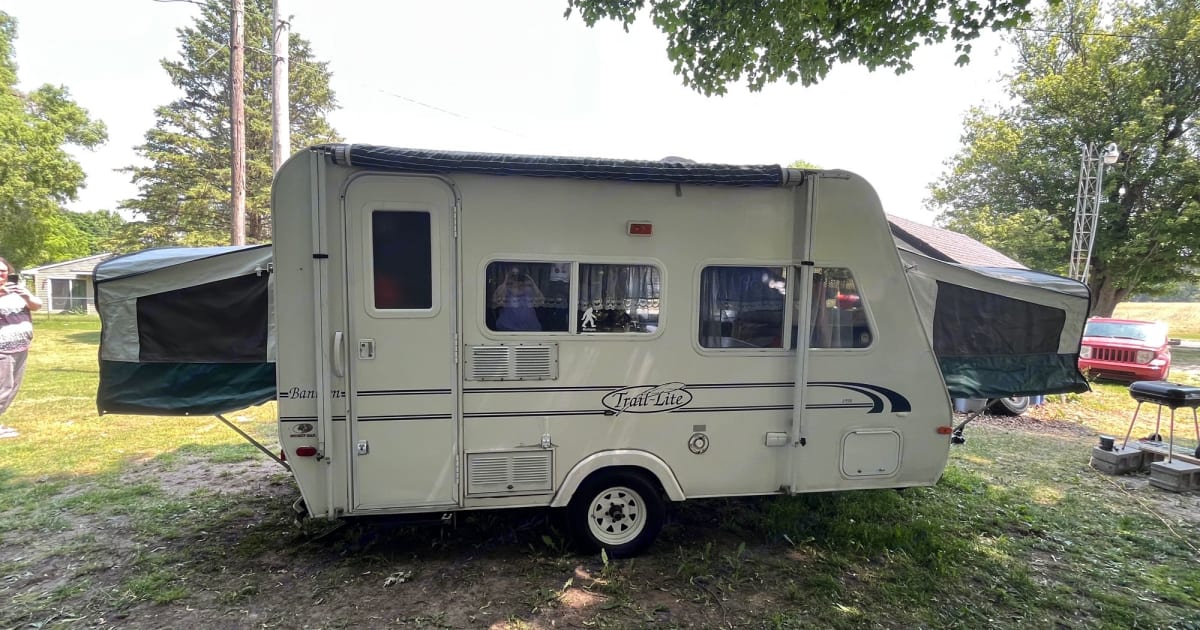 1998 Trail Lite Bantam R vision Travel trailer Rental in Ithaca, MI ...
