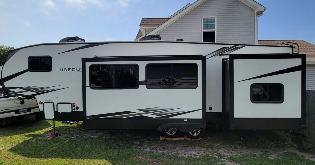 2021 Keystone RV Hideout Fifth-wheel Rental in Holly Ridge, NC | Outdoorsy