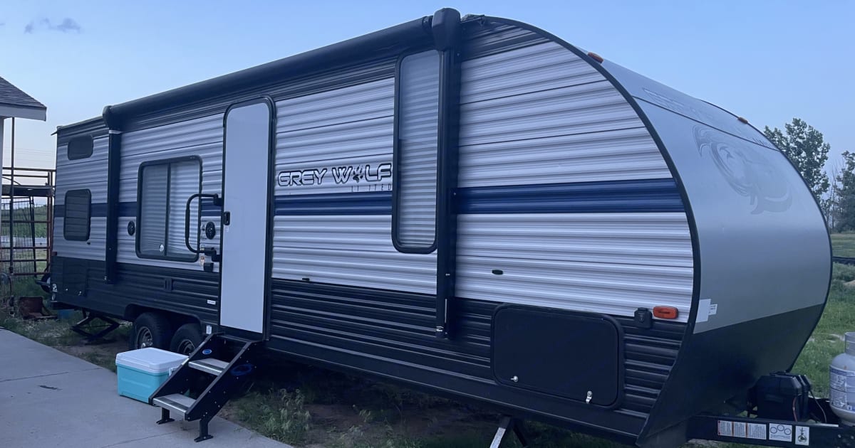 2020 Forest River Cherokee Grey Wolf Special Edition Travel trailer ...