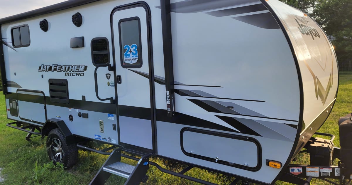 2022 Jayco Jay Feather Micro Travel trailer Rental in Ozark, MO | Outdoorsy