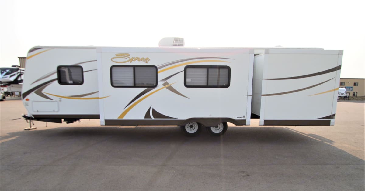 2013 Spree Spree Trailer Travel trailer Rental in Snowmass, CO | Outdoorsy
