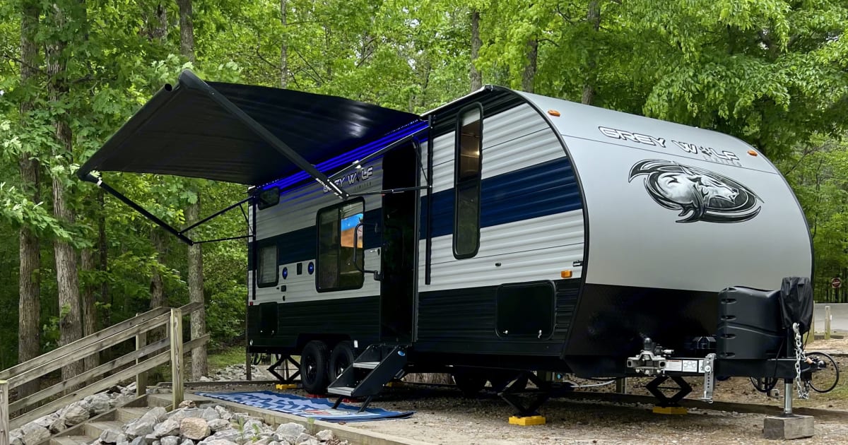 2022 Forest River Cherokee Grey Wolf Special Edition Travel trailer ...