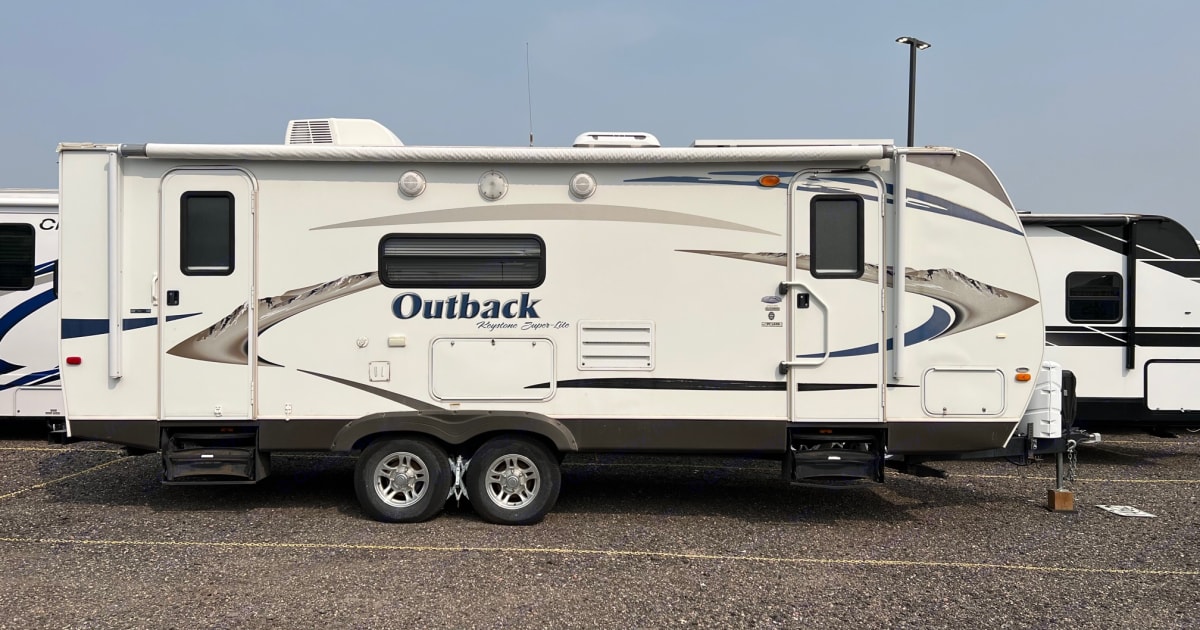 2011 Keystone Outback 250RS Travel trailer Rental in Parker, CO | Outdoorsy
