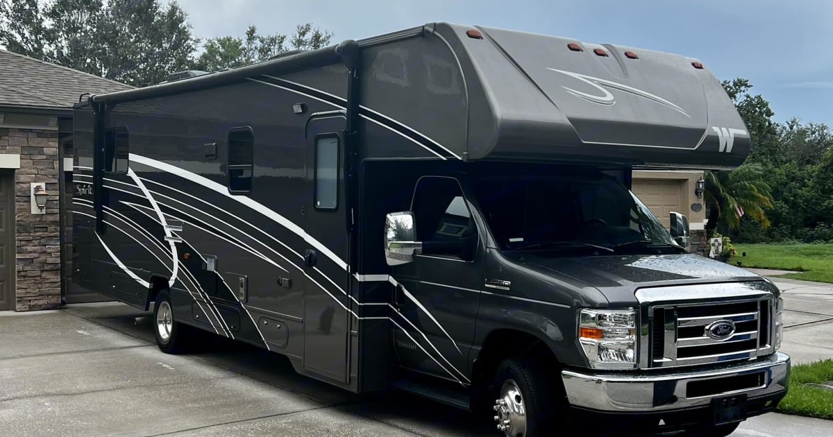 2020 Winnebago Spirit Motorhome Rental in Tampa, FL | Outdoorsy