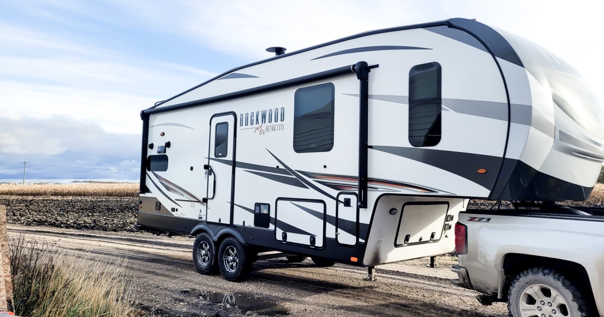 2021 Forest River Rockwood Ultra Lite Fifth-wheel Rental in Landmark ...