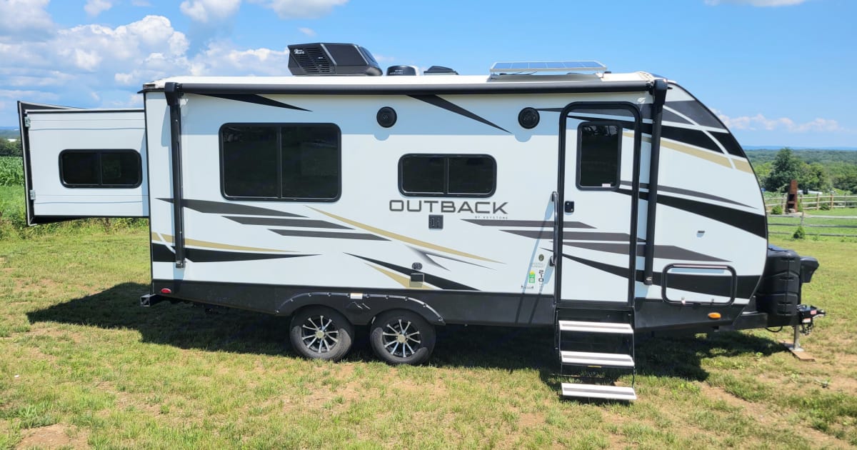2023 Keystone Outback Caravane Rental in Clinton, NY | Outdoorsy