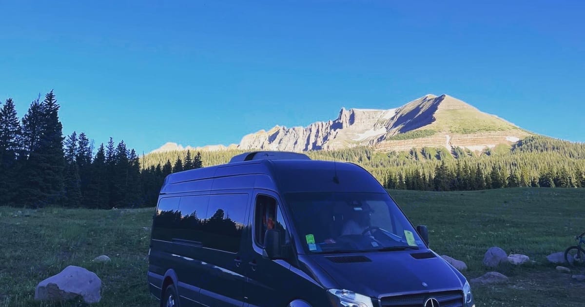 2015 Mercedes Sprinter Camper van Rental in Washington, DC | Outdoorsy