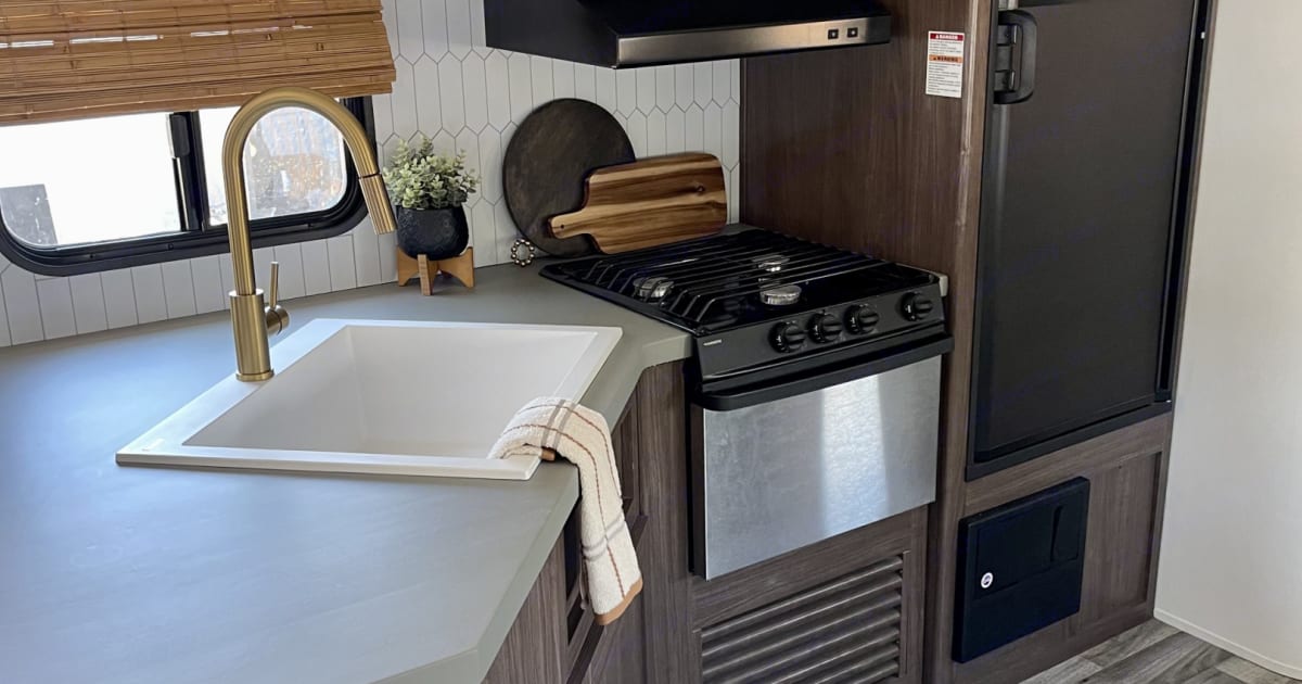 2018 Keystone RV Hideout Luxury Travel trailer Rental in Menifee, CA ...