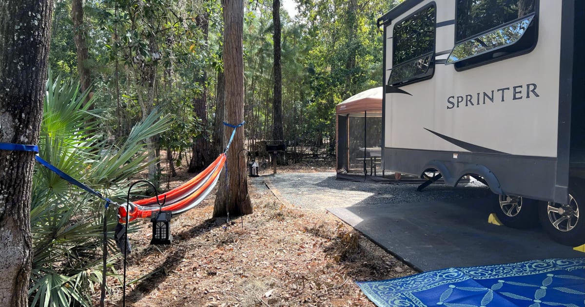 2019 Keystone RV Sprinter Campfire Edition Caravane semi-remorque ...