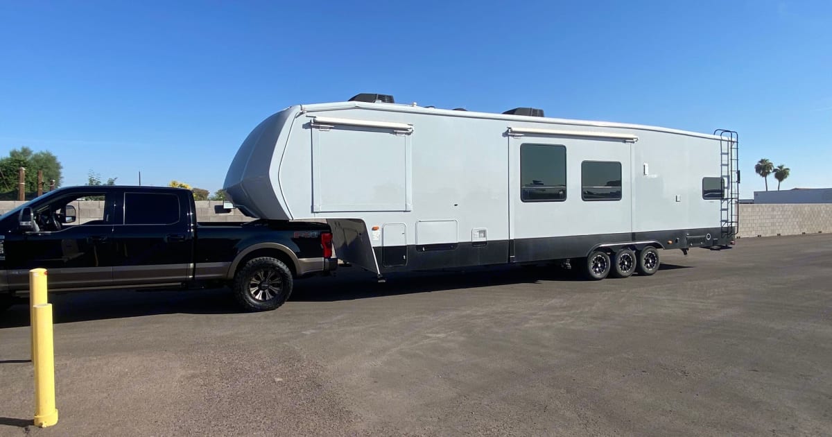 2013 Keystone Raptor Toy hauler Rental in Surprise, AZ | Outdoorsy