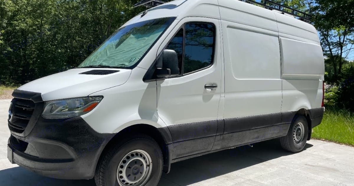 2020 Mercedes-Benz Sprinter RV Motorhome Campervan Camper van Rental in ...