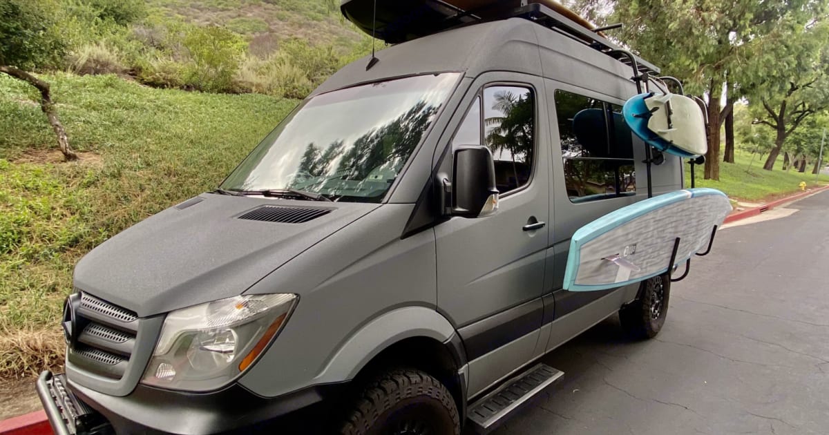 2015 Mercedes-Benz Sprinter Camper van Rental in San Juan Capistrano ...