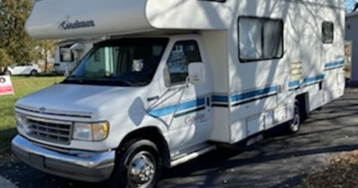 1997 Ford Coachman Class C Rental in Chicago Heights, IL | Outdoorsy
