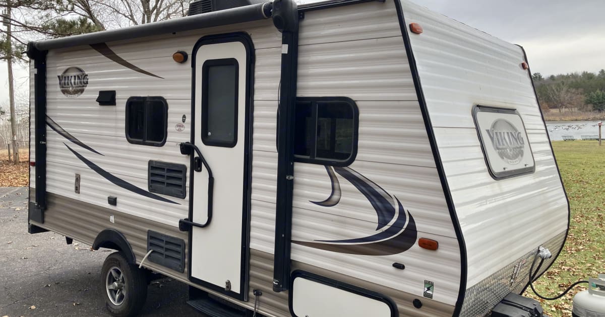 2016 Forest River Viking Travel trailer Rental in Baraboo, WI | Outdoorsy