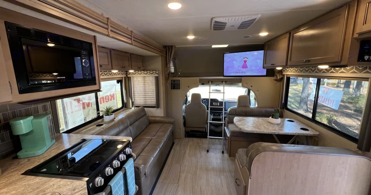 2020 Thor Daybreak Class C Rental in Awendaw, SC | Outdoorsy