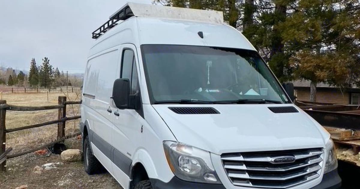 2016 Freightliner Sprinter Camper van Rental in Reno, NV | Outdoorsy