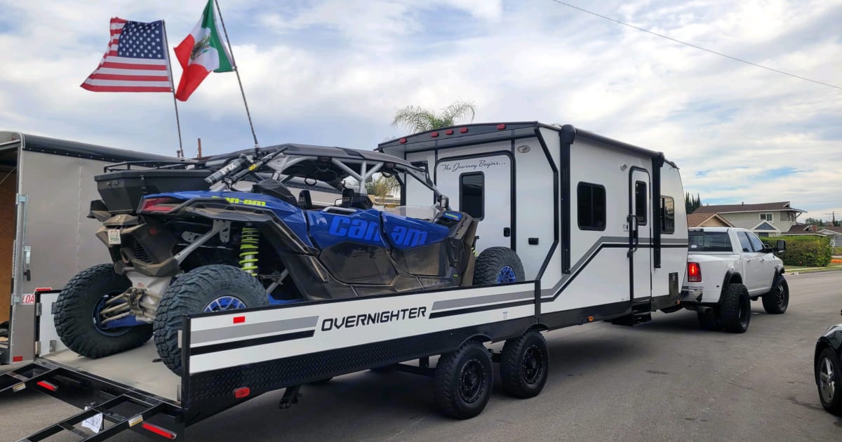 2023 Genesis Supreme Rv Overnighter Toy hauler Rental in La Habra, CA ...