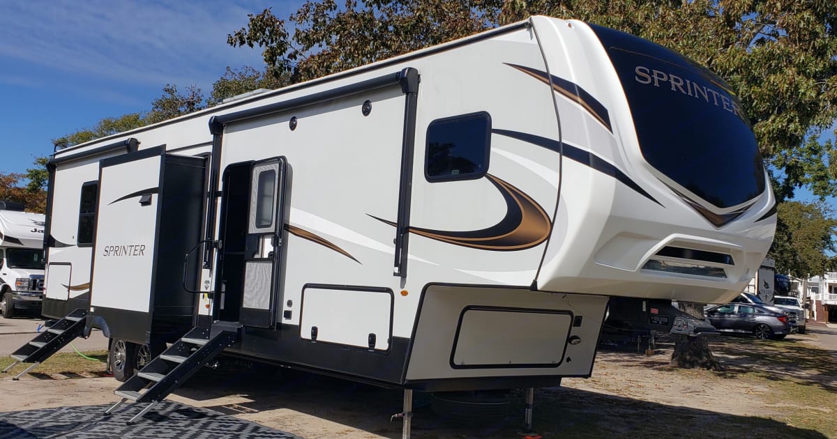 2022 Keystone Sprinter Fifth-wheel Rental in Myrtle Beach, SC | Outdoorsy