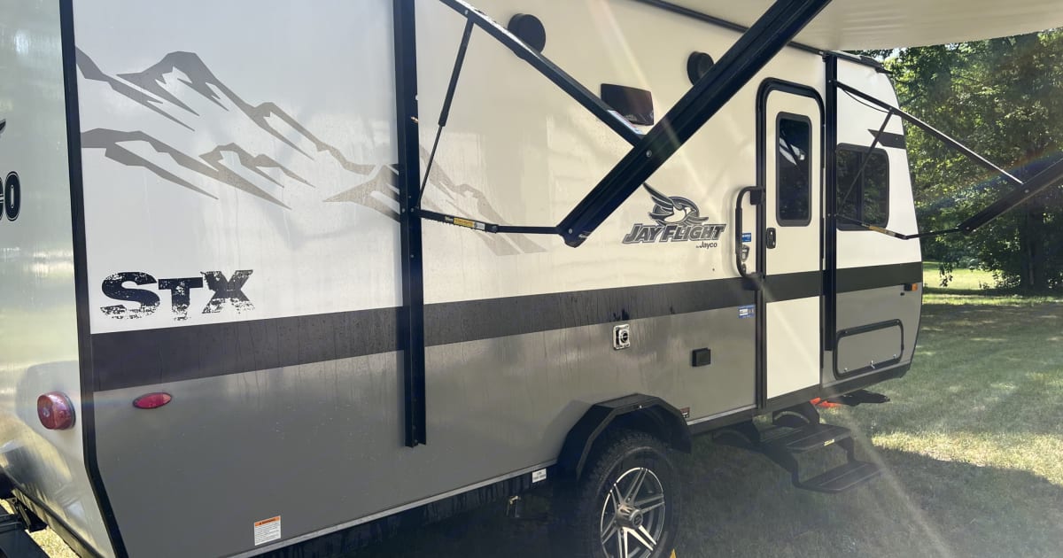2022 Jayco Jay Flight SLX STX Edition Travel trailer Rental in Rockton ...