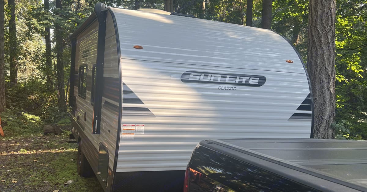 2023 Sunset Park RV Sun Lite Travel trailer Rental in Poulsbo, WA ...
