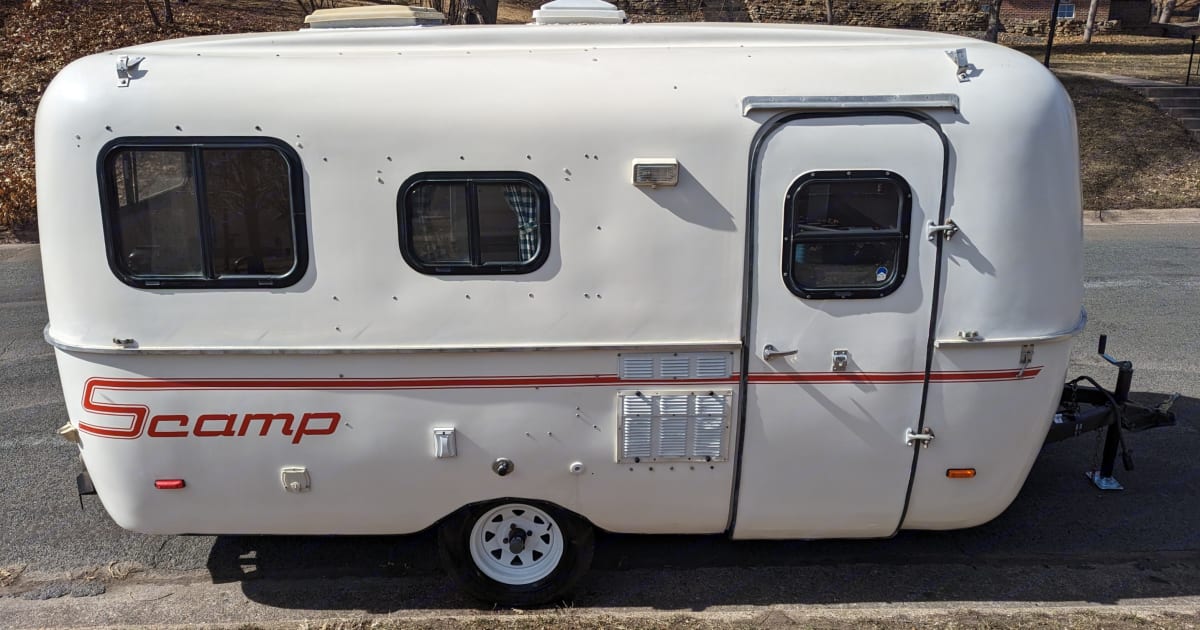 1990 Scamp 16' Travel trailer Rental in Bayport, MN | Outdoorsy