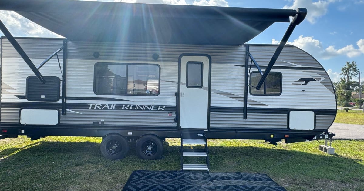 2022 Heartland RVs Trail Runner Travel trailer Rental in NAPLES, FL ...
