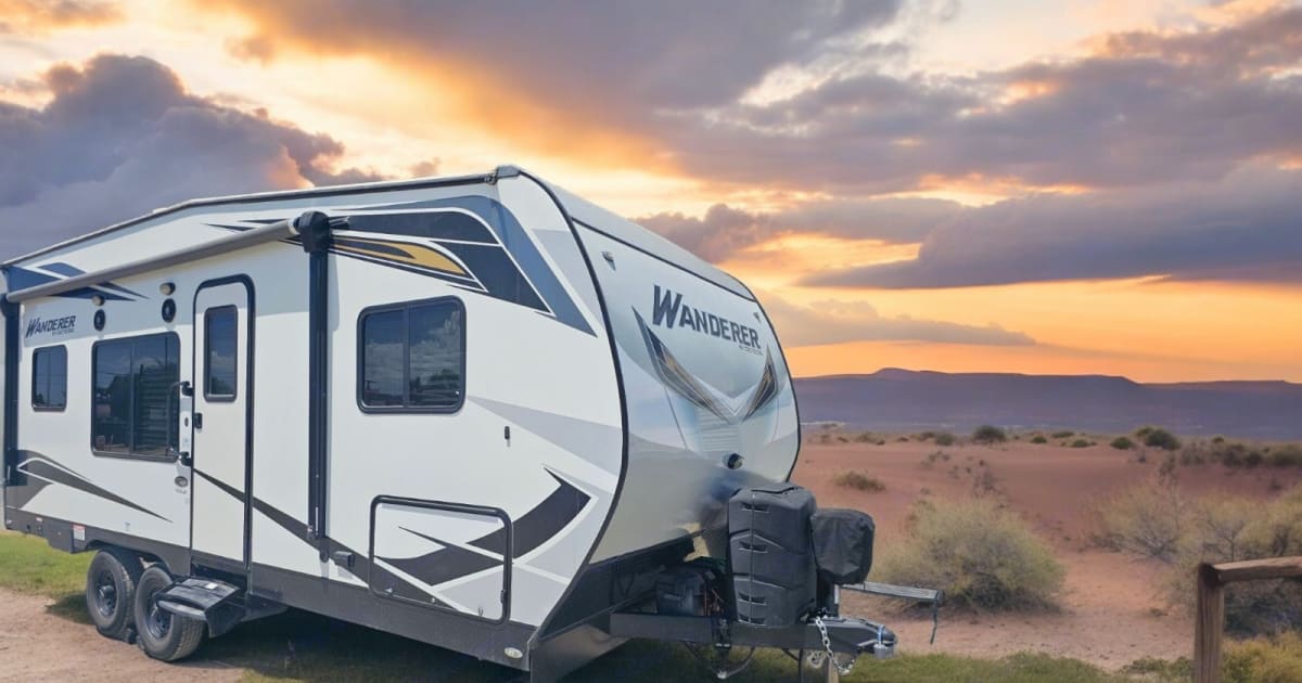 2021 Genesis Supreme Rv Genesis Supreme Toy hauler Rental in Hemet, CA ...