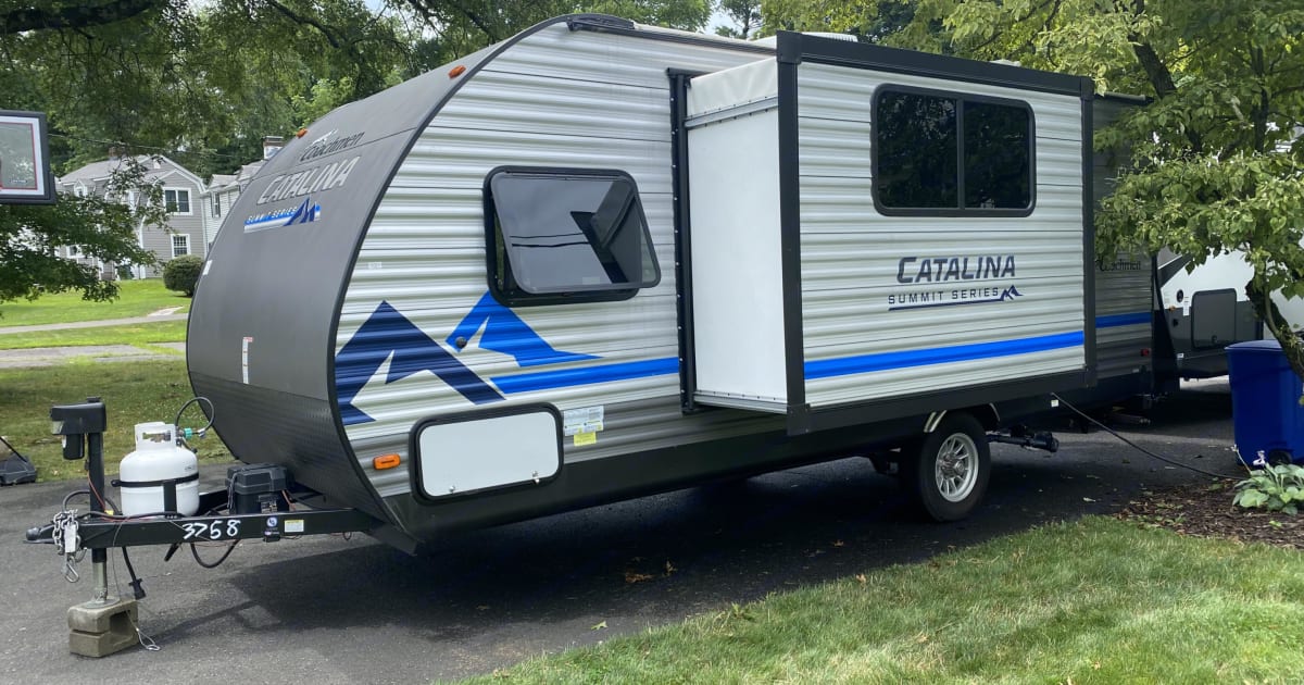 2022 Coachmen Catalina Travel trailer Rental in Somers, CT | Outdoorsy
