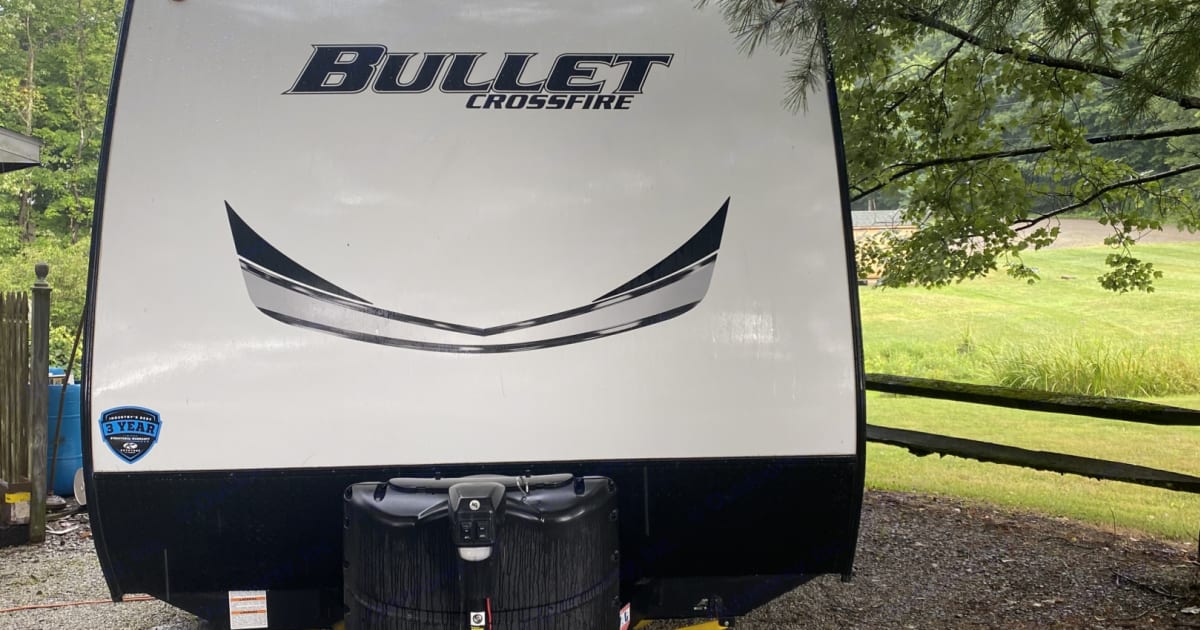2021 Keystone RV Bullet Crossfire Travel trailer Rental in Saegertown ...