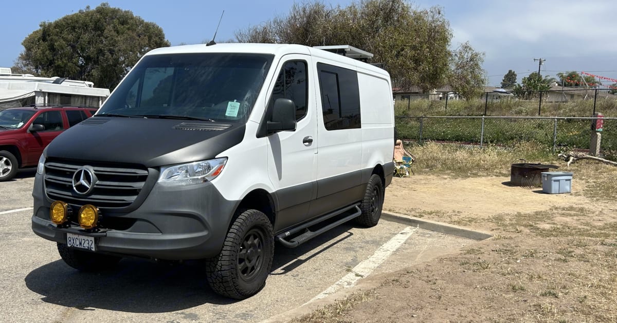 2020 Mercedes-Benz Sprinter Camper van Rental in Riverside, CA | Outdoorsy