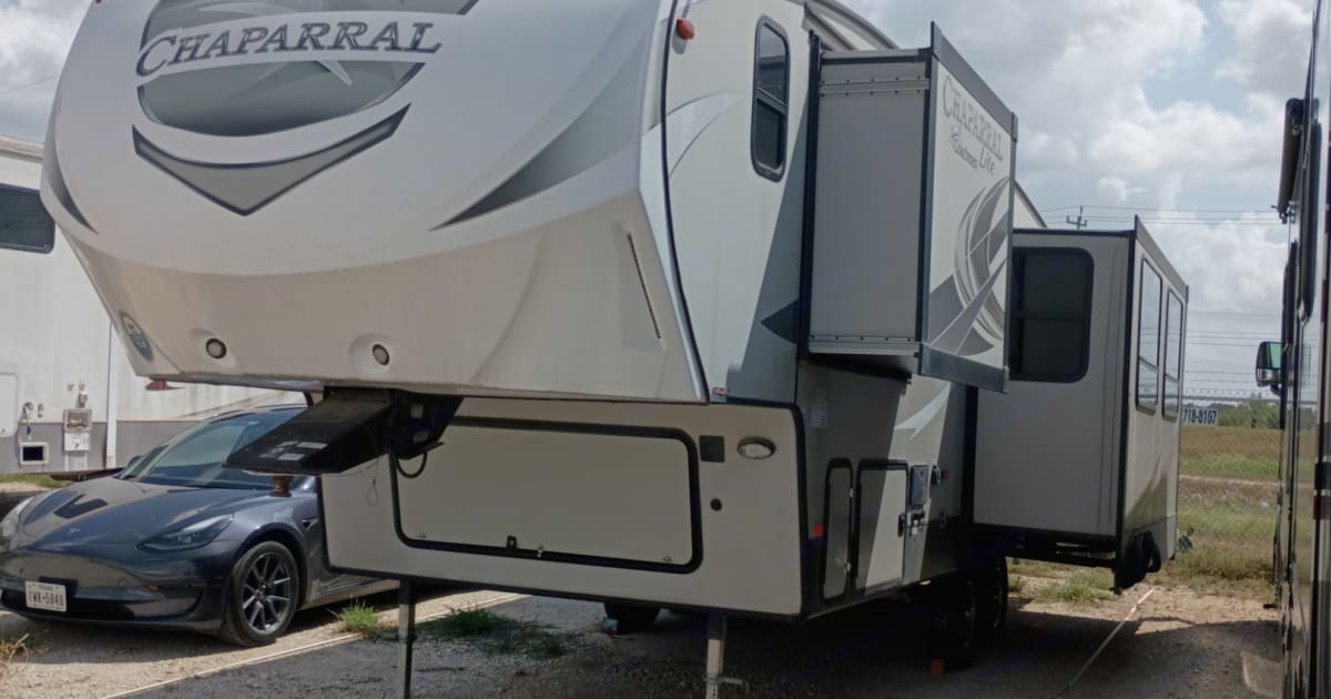 2019 Coachman Chaparral Lite Fifth-wheel Rental in San Antonio, TX ...